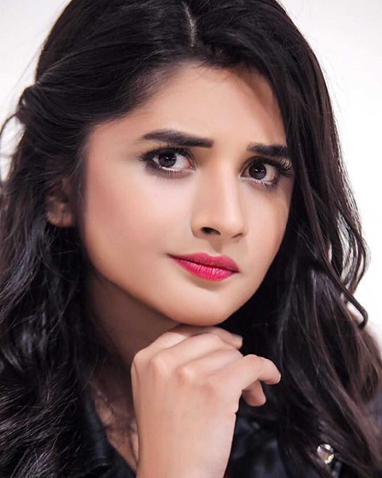 Kanika Mann Age, Height, Weight, Net Worth & Bio - CelebrityHow