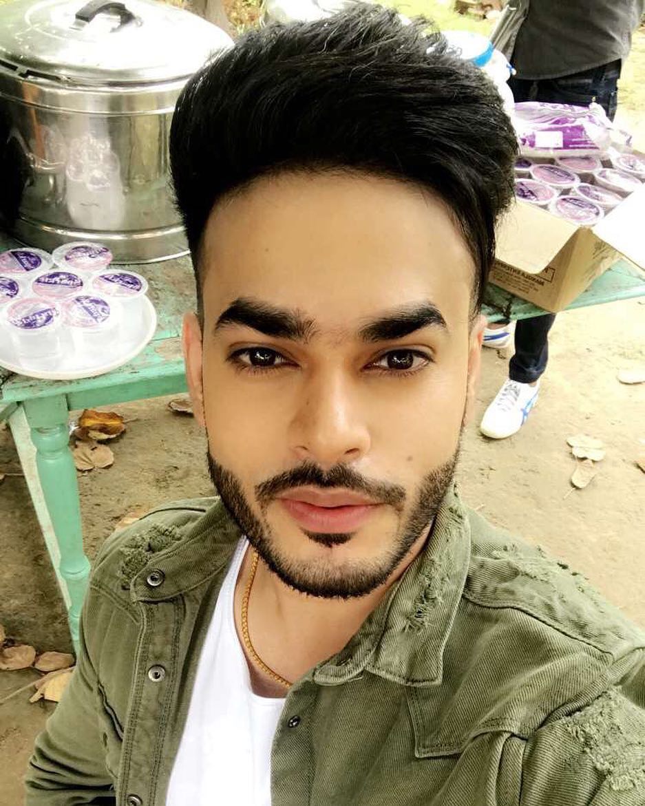 Arsh Maini (Singer) Age, Height, Weight, Net Worth & Bio - CelebrityHow