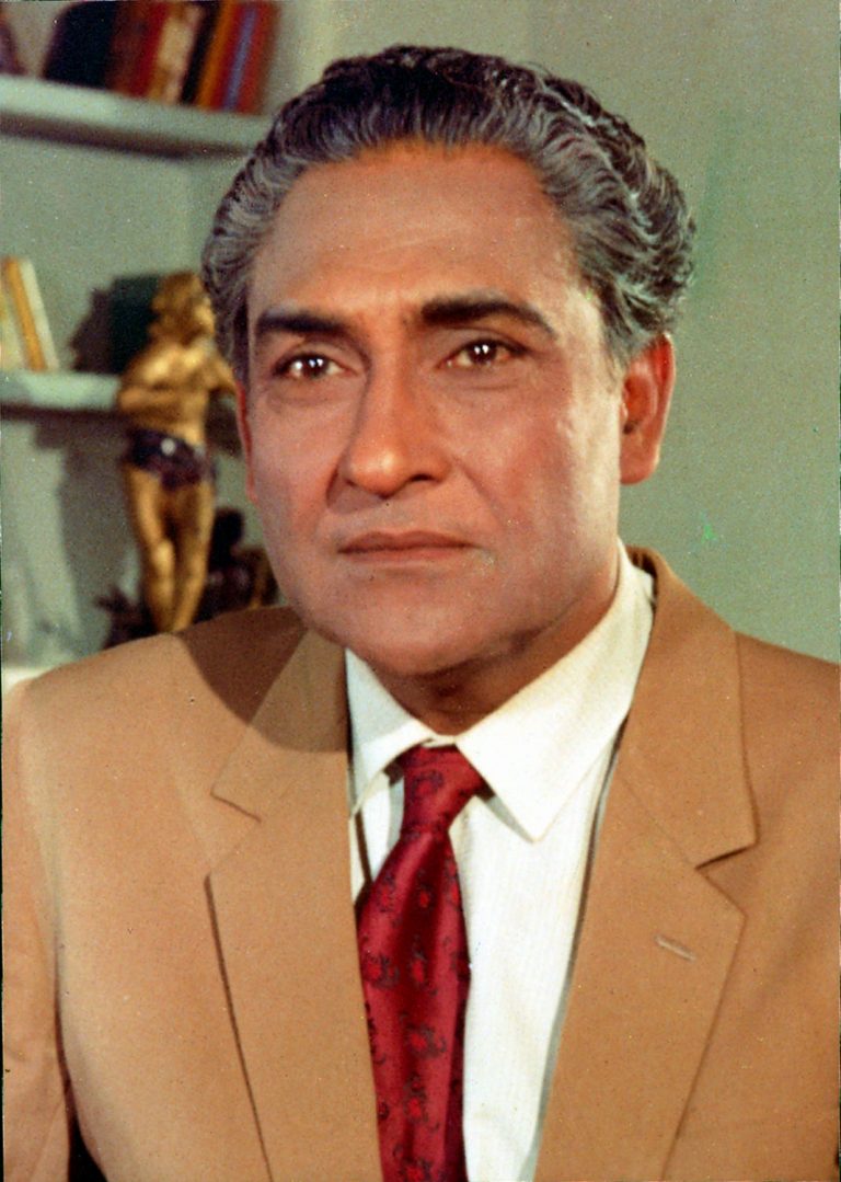 Ashok Kumar (Actor) Death, Height, Weight, Wife, Net Worth & Bio ...