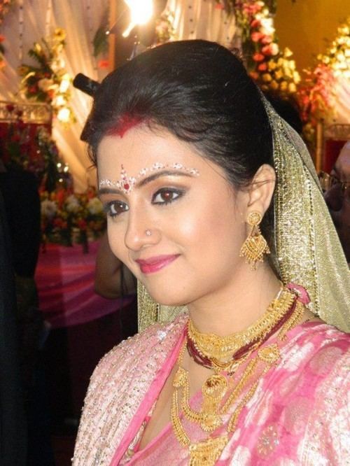 Manali Dey (Actress) Age, Height,Net Worth & Bio - CelebrityHow